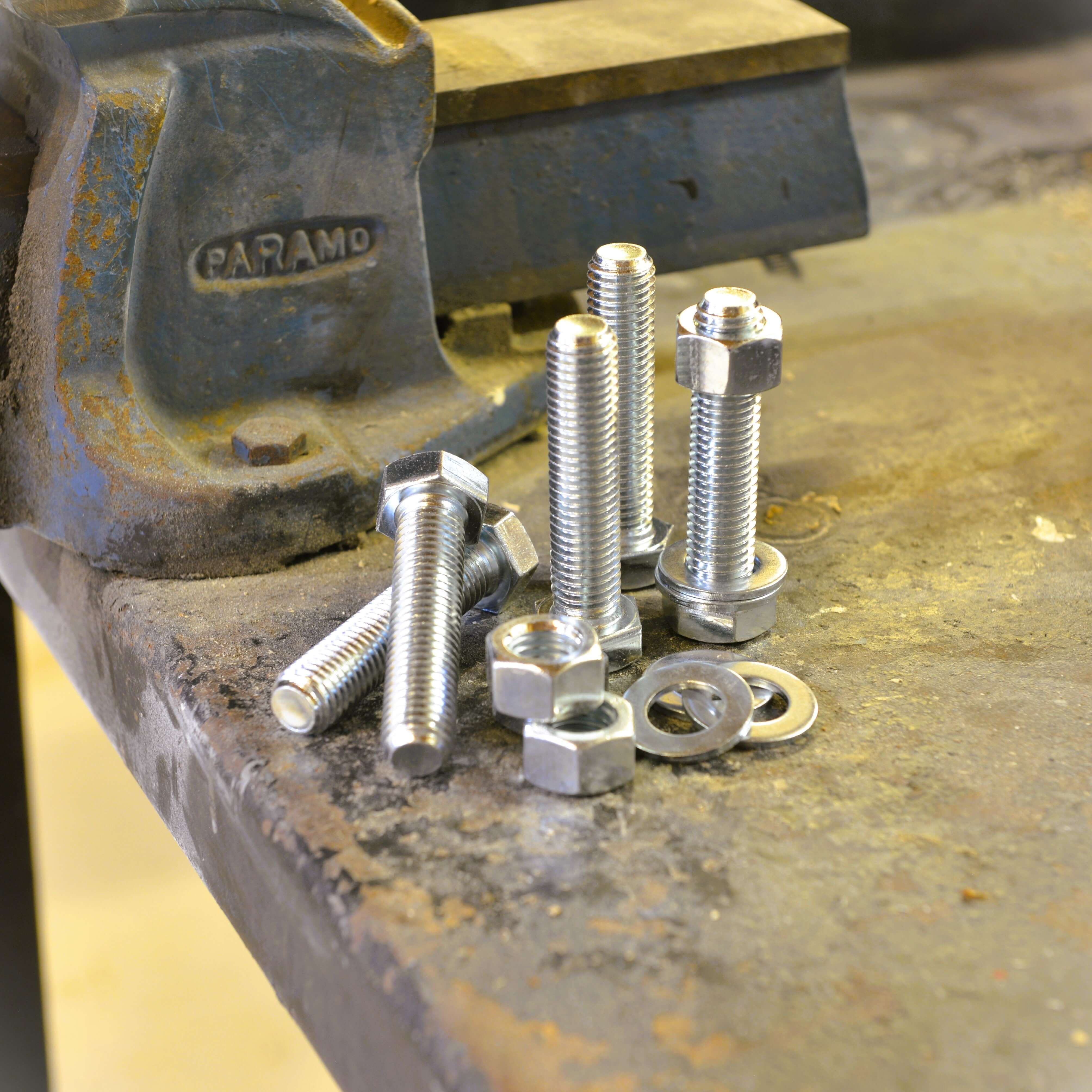 Rostfria Bultar, Muttrar & Brickor | Hög Kvalitet | Snabb Leverans